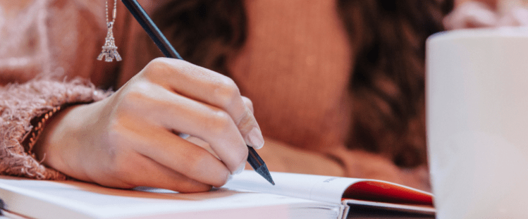 200 idées d’écriture par genre : ton nouveau guide pour débloquer ton ...
